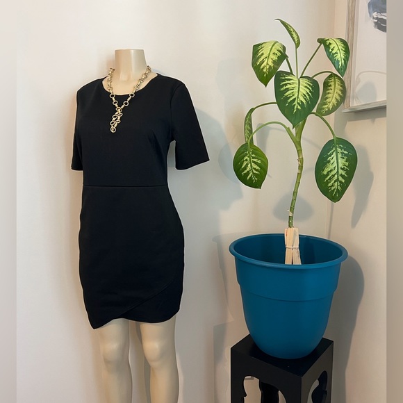 Boohoo Plus | Dresses | Boohoo Plus Lucy Asymmetric Black Dress | Poshmark